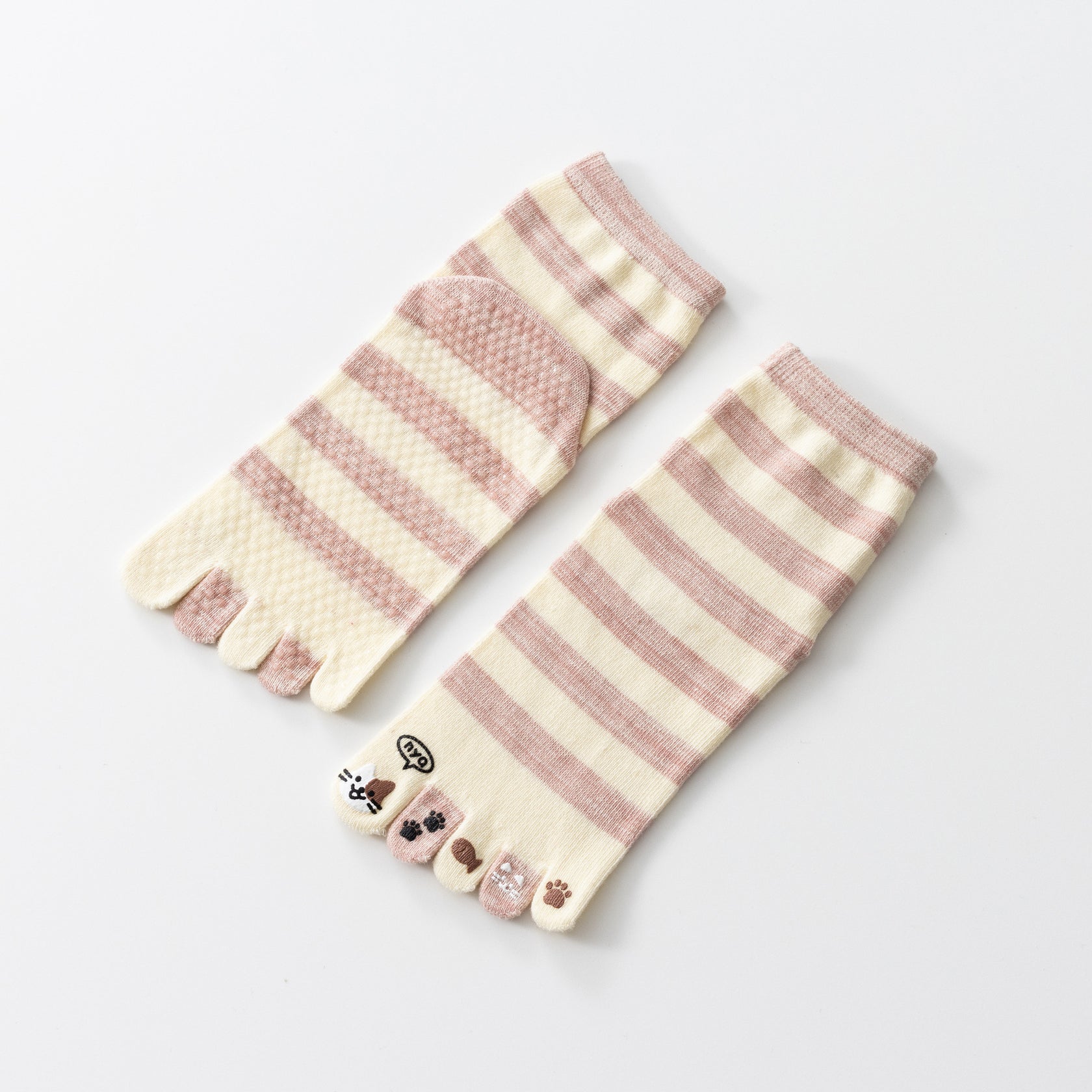 Shop Cat Lover's Cozy Pilates Grip Socks | Gripsocks