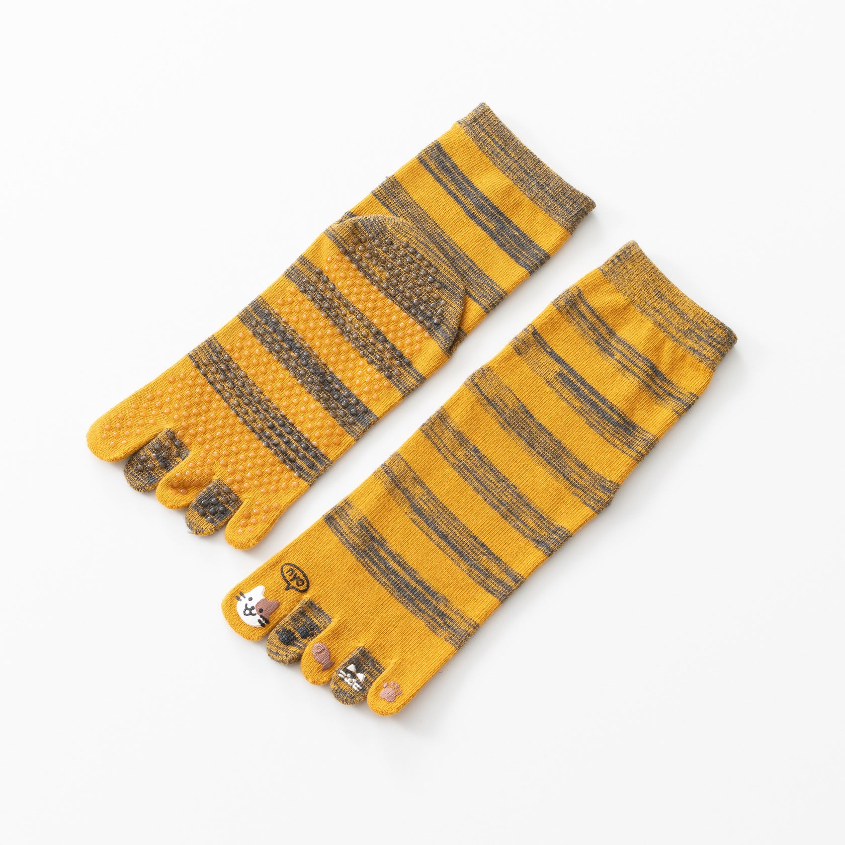 Shop Cat Lover's Cozy Pilates Grip Socks | Gripsocks